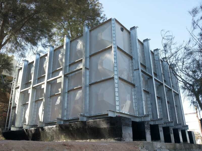 PIPECO WATER TANKS